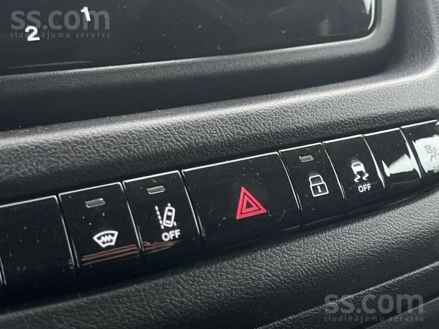 Pelēks Toyota Proace 2025 Rīga, ar dzinēja tilpumu 2.20 L un nobraukumu 19 tūkst. km par 34990 €, foto 13 vietnē AUTOMOTO.COM.LV