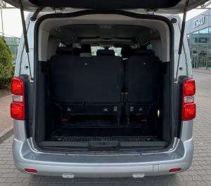 Grey Toyota Proace 2017 in Riga, with an engine capacity of 2.00 L and mileage of 204 thousand km for 18200 €, photo 10 on AUTOMOTO.COM.LV