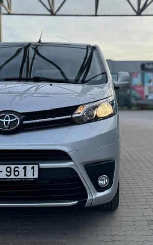 Grey Toyota Proace 2017 in Riga, with an engine capacity of 2.00 L and mileage of 204 thousand km for 18200 €, photo 31 on AUTOMOTO.COM.LV