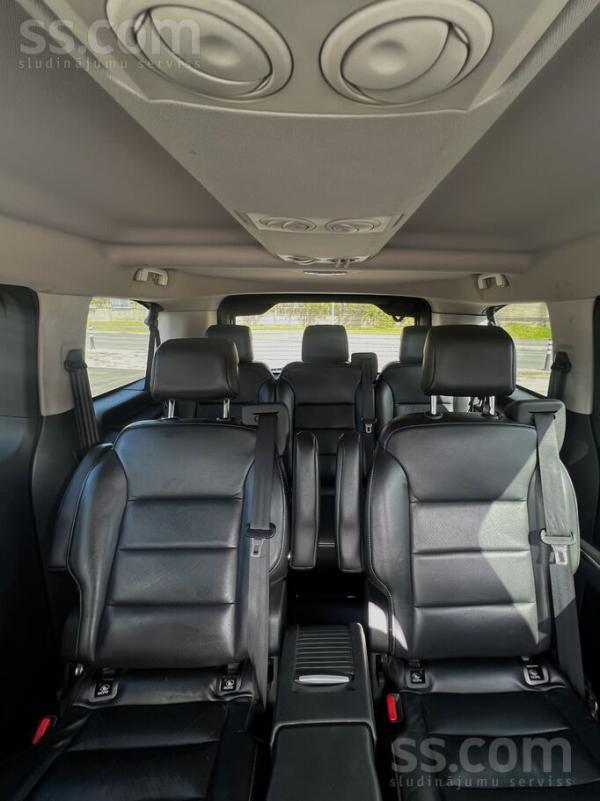 Grey Toyota Proace 2017 in Cesis, with an engine capacity of 2.00 L and mileage of 325 thousand km for 17500 €, photo 6 on AUTOMOTO.COM.LV
