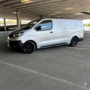 Grey Toyota Proace 2018 in Kaunas, with an engine capacity of 2.00 L and mileage of 110 thousand km for 10200 €, photo 2 on AUTOMOTO.COM.LV