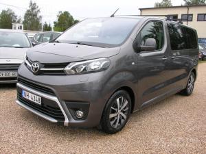Pelēks Toyota Proace 2018 Rīga, ar dzinēja tilpumu 2.00 L un nobraukumu 147 tūkst. km par 18300 €, foto  vietnē AUTOMOTO.COM.LV
