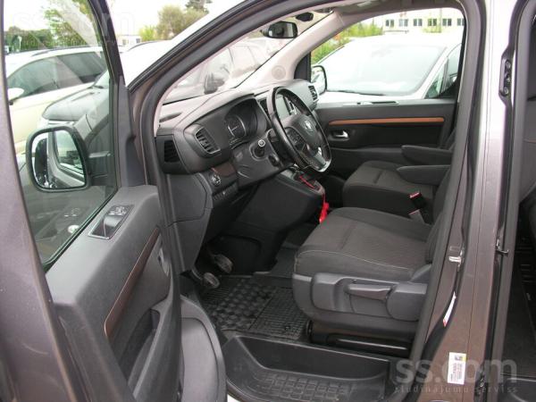 Pelēks Toyota Proace 2018 Rīga, ar dzinēja tilpumu 2.00 L un nobraukumu 147 tūkst. km par 18300 €, foto 10 vietnē AUTOMOTO.COM.LV