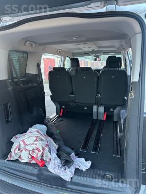 Pelēks Toyota Proace 2018 Rīga, ar dzinēja tilpumu 2.00 L un nobraukumu 180 tūkst. km par 16500 €, foto 5 vietnē AUTOMOTO.COM.LV