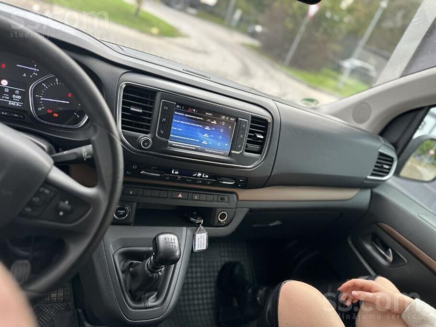 Grey Toyota Proace 2018 in Riga, with an engine capacity of 2.00 L and mileage of 180 thousand km for 14500 €, photo 7 on AUTOMOTO.COM.LV