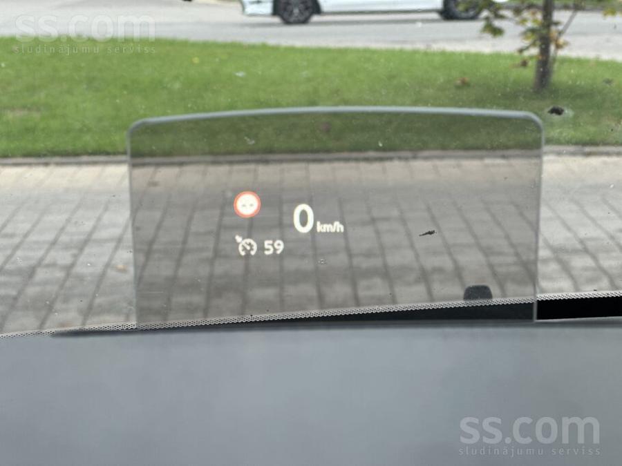 Grey Toyota Proace 2018 in Riga, with an engine capacity of 2.00 L and mileage of 180 thousand km for 14500 €, photo 9 on AUTOMOTO.COM.LV