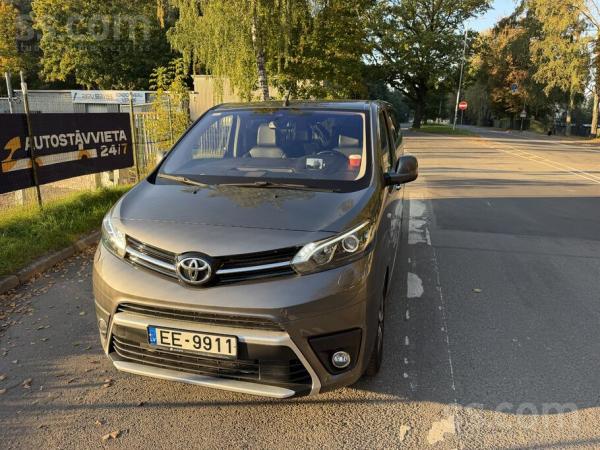 Grey Toyota Proace 2018 in Riga, with an engine capacity of 2.00 L and mileage of 200 thousand km for 16500 €, photo 6 on AUTOMOTO.COM.LV