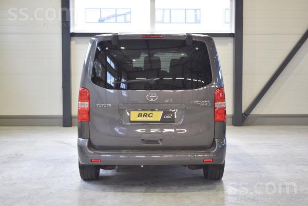 Grey Toyota Proace 2020 in Riga, with an engine capacity of 2.00 L and mileage of 142 thousand km for 23900 €, photo 9 on AUTOMOTO.COM.LV