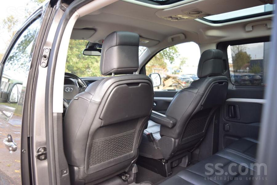 Grey Toyota Proace 2020 in Riga, with an engine capacity of 2.00 L and mileage of 142 thousand km for 23900 €, photo 16 on AUTOMOTO.COM.LV