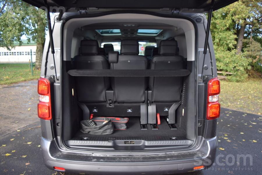 Grey Toyota Proace 2020 in Riga, with an engine capacity of 2.00 L and mileage of 142 thousand km for 23900 €, photo 17 on AUTOMOTO.COM.LV