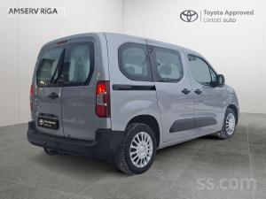 Pelēks Toyota Proace 2021 Rīga, ar dzinēja tilpumu 1.50 L un nobraukumu 90 tūkst. km par 12700 €, foto 2 vietnē AUTOMOTO.COM.LV