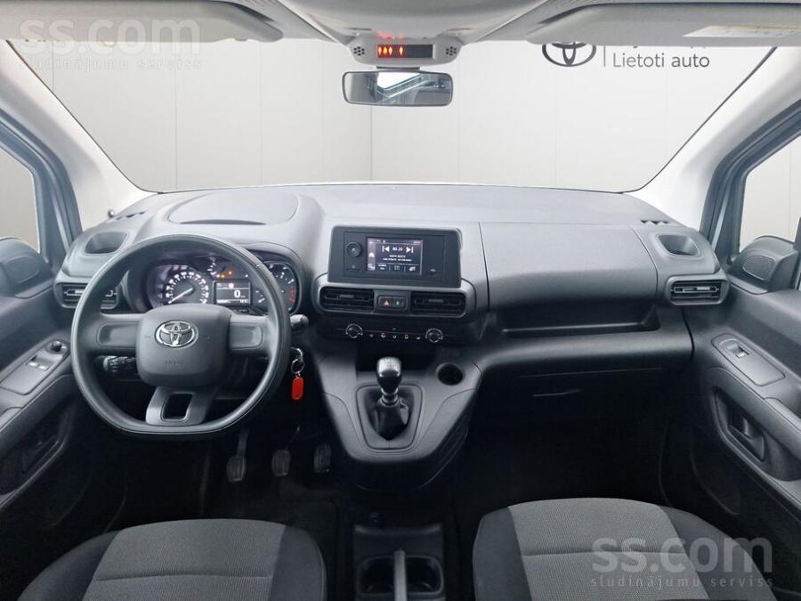 Pelēks Toyota Proace 2021 Rīga, ar dzinēja tilpumu 1.50 L un nobraukumu 90 tūkst. km par 12700 €, foto 9 vietnē AUTOMOTO.COM.LV