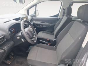 Pelēks Toyota Proace 2021 Rīga, ar dzinēja tilpumu 1.50 L un nobraukumu 90 tūkst. km par 12700 €, foto 10 vietnē AUTOMOTO.COM.LV