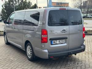Pelēks Toyota Proace 2021 Rīga, ar dzinēja tilpumu 2.00 L un nobraukumu 179 tūkst. km par 18850 €, foto 4 vietnē AUTOMOTO.COM.LV