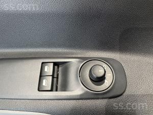 Grey Toyota Proace 2021 in Ventspils, with an engine capacity of 1.20 L and mileage of 75 thousand km for 14290 €, photo 13 on AUTOMOTO.COM.LV