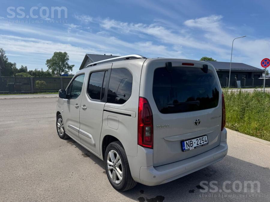Pelēks Toyota Proace 2021 Rīga, ar dzinēja tilpumu 1.50 L un nobraukumu 103 tūkst. km par 15250 €, foto 11 vietnē AUTOMOTO.COM.LV
