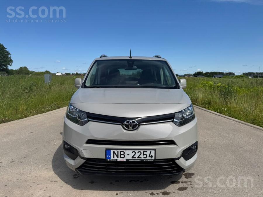 Pelēks Toyota Proace 2021 Rīga, ar dzinēja tilpumu 1.50 L un nobraukumu 103 tūkst. km par 15250 €, foto 13 vietnē AUTOMOTO.COM.LV