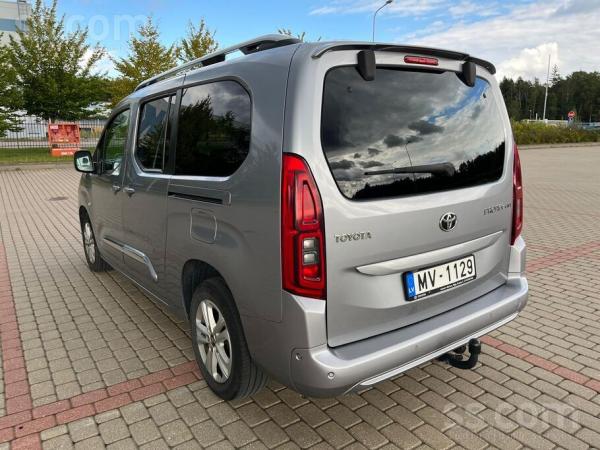 Toyota Proace 2021 in Jelgava on AUTOMOTO.COM.LV Grey Toyota Proace 2021 in Jelgava, with an engine capacity of 1.20 L and mileage of 93 thousand km for 15300 €, photo 5 on AUTOMOTO.COM.LV