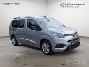 Pelēks Toyota Proace 2021 Rīga, ar dzinēja tilpumu 1.20 L un nobraukumu 94 tūkst. km par 14700 €, foto 4 vietnē AUTOMOTO.COM.LV