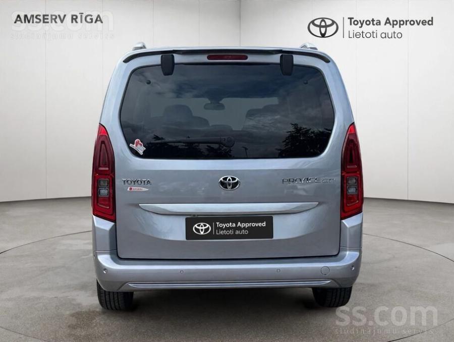 Pelēks Toyota Proace 2021 Rīga, ar dzinēja tilpumu 1.20 L un nobraukumu 94 tūkst. km par 14700 €, foto 7 vietnē AUTOMOTO.COM.LV