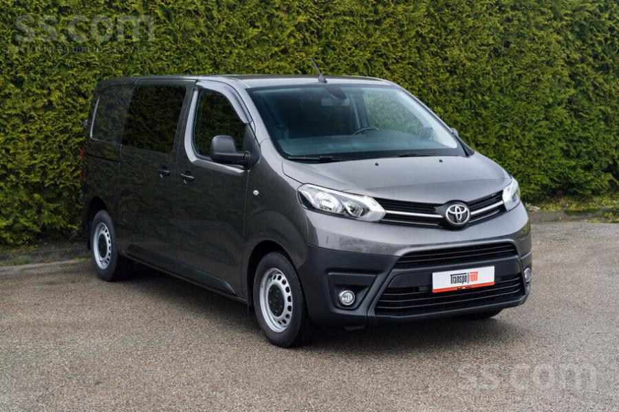 Grey Toyota Proace 2022 in Riga, with an engine capacity of 2.00 L and mileage of 29 thousand km for 23900 €, photo 2 on AUTOMOTO.COM.LV