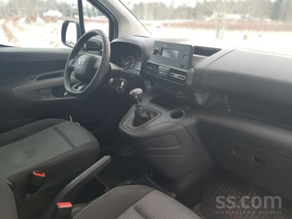 Pelēks Toyota Proace 2022 Rīga, ar dzinēja tilpumu 1.50 L un nobraukumu 149 tūkst. km par 13500 €, foto 8 vietnē AUTOMOTO.COM.LV