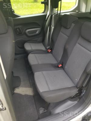 Pelēks Toyota Proace 2022 Rīga, ar dzinēja tilpumu 1.50 L un nobraukumu 160 tūkst. km par 12900 €, foto 12 vietnē AUTOMOTO.COM.LV