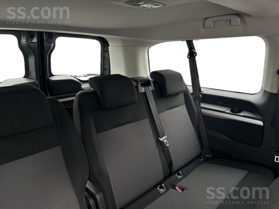 Grey Toyota Proace 2022 in Riga, with an engine capacity of 2.00 L and mileage of 103 thousand km for 29990 €, photo 9 on AUTOMOTO.COM.LV