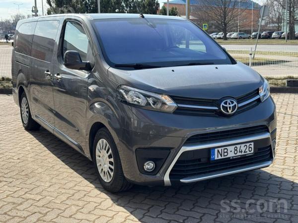 Grey Toyota Proace 2022 in Riga, with an engine capacity of 2.00 L and mileage of 105 thousand km for 25450 €, photo 1 on AUTOMOTO.COM.LV