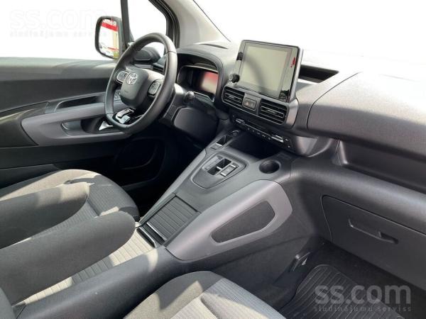 Pelēks Toyota Proace 2022 Rīga, ar dzinēja tilpumu 1.50 L un nobraukumu 15 tūkst. km par 24990 €, foto 6 vietnē AUTOMOTO.COM.LV