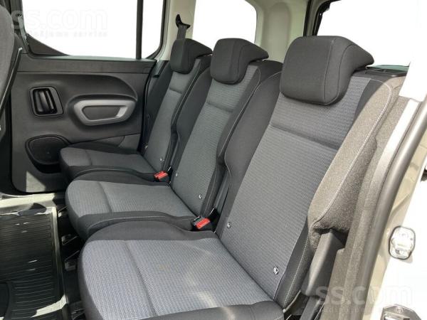 Pelēks Toyota Proace 2022 Rīga, ar dzinēja tilpumu 1.50 L un nobraukumu 15 tūkst. km par 24990 €, foto 8 vietnē AUTOMOTO.COM.LV