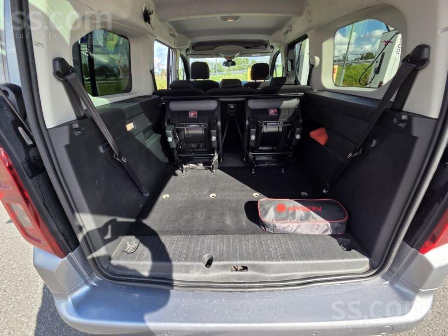 Pelēks Toyota Proace 2022 Rīga, ar dzinēja tilpumu 1.20 L un nobraukumu 139 tūkst. km par 18500 €, foto 8 vietnē AUTOMOTO.COM.LV