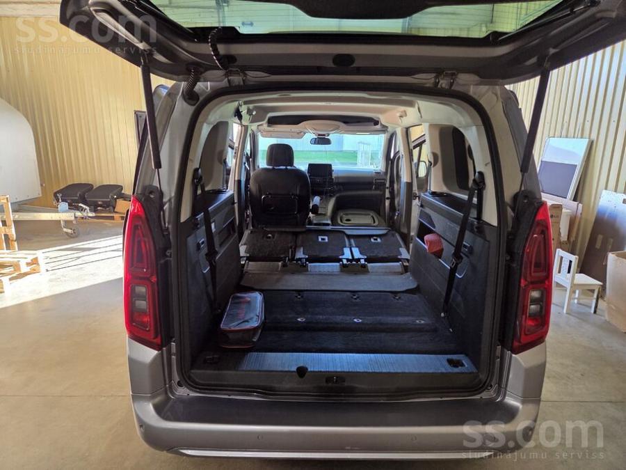Pelēks Toyota Proace 2022 Rīga, ar dzinēja tilpumu 1.20 L un nobraukumu 139 tūkst. km par 18500 €, foto 13 vietnē AUTOMOTO.COM.LV