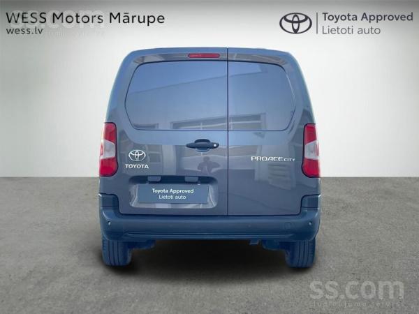 Toyota Proace 2022 Rīga vietnē Pelēks Toyota Proace 2022 Rīga, ar dzinēja tilpumu 1.50 L un nobraukumu 108 tūkst. km par 14990 €, foto 5 vietnē AUTOMOTO.COM.LV