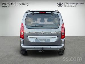 Pelēks Toyota Proace 2022 Rīga, ar dzinēja tilpumu 1.50 L un nobraukumu 174 tūkst. km par 16990 €, foto 5 vietnē AUTOMOTO.COM.LV