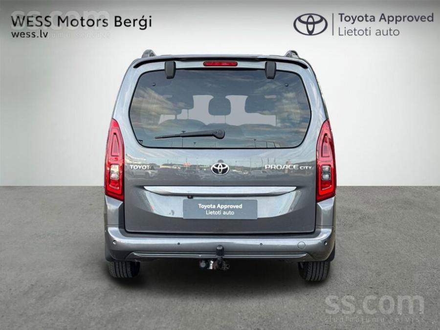 Pelēks Toyota Proace 2022 Rīga, ar dzinēja tilpumu 1.50 L un nobraukumu 174 tūkst. km par 16990 €, foto 5 vietnē AUTOMOTO.COM.LV