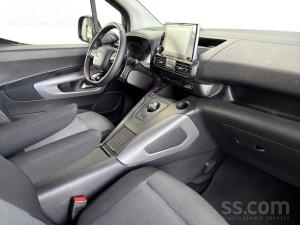 Pelēks Toyota Proace 2022 Rīga, ar dzinēja tilpumu 1.50 L un nobraukumu 174 tūkst. km par 16990 €, foto 7 vietnē AUTOMOTO.COM.LV