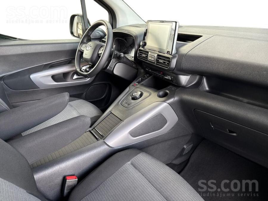 Pelēks Toyota Proace 2022 Rīga, ar dzinēja tilpumu 1.50 L un nobraukumu 174 tūkst. km par 16990 €, foto 7 vietnē AUTOMOTO.COM.LV