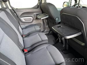 Pelēks Toyota Proace 2022 Rīga, ar dzinēja tilpumu 1.50 L un nobraukumu 174 tūkst. km par 16990 €, foto 8 vietnē AUTOMOTO.COM.LV