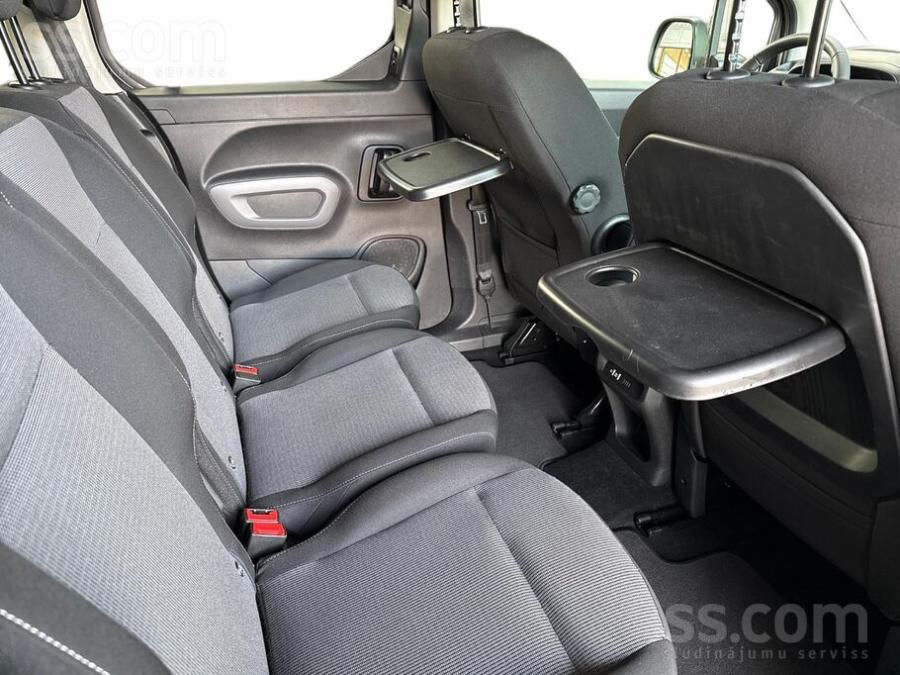 Pelēks Toyota Proace 2022 Rīga, ar dzinēja tilpumu 1.50 L un nobraukumu 174 tūkst. km par 16990 €, foto 8 vietnē AUTOMOTO.COM.LV