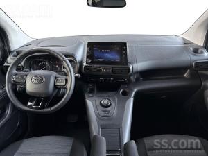 Pelēks Toyota Proace 2022 Rīga, ar dzinēja tilpumu 1.50 L un nobraukumu 174 tūkst. km par 16990 €, foto 9 vietnē AUTOMOTO.COM.LV