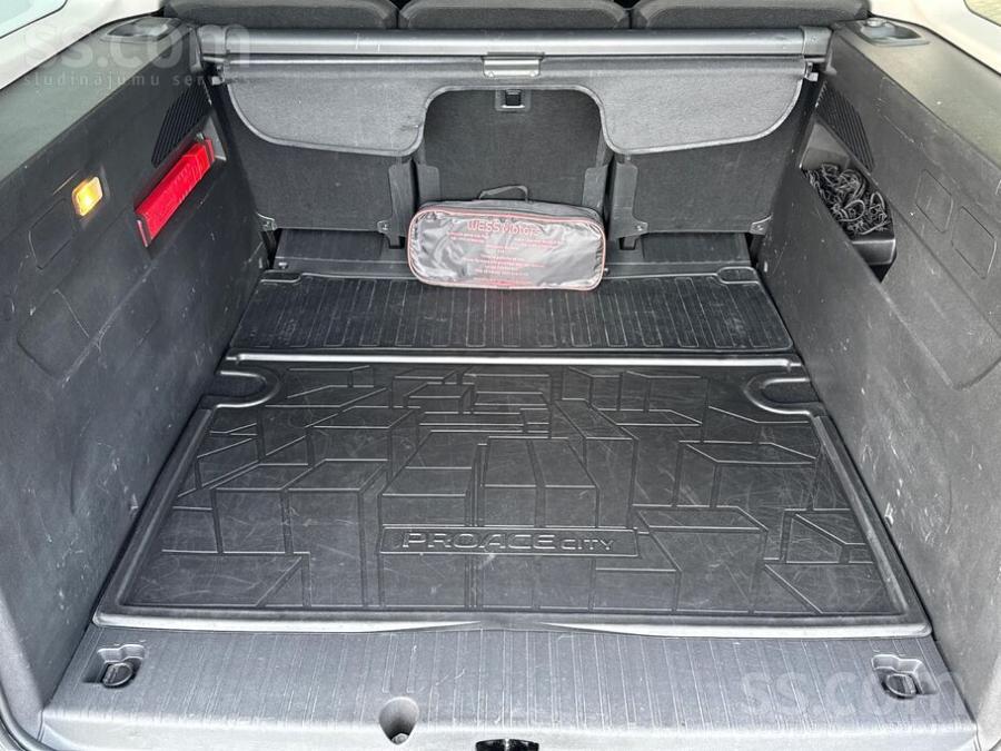 Pelēks Toyota Proace 2022 Rīga, ar dzinēja tilpumu 1.50 L un nobraukumu 174 tūkst. km par 16990 €, foto 11 vietnē AUTOMOTO.COM.LV