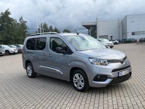 Серый Тойота Proace 2022 в Лиепая, объемом двигателя 1.20 л и пробегом 140 тыс. км за 18900 €, фото 5 на AUTOMOTO.COM.LV