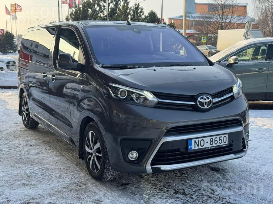 Grey Toyota Proace 2023 in Riga, with an engine capacity of 2.00 L and mileage of 48 thousand km for 29850 €, photo 1 on AUTOMOTO.COM.LV