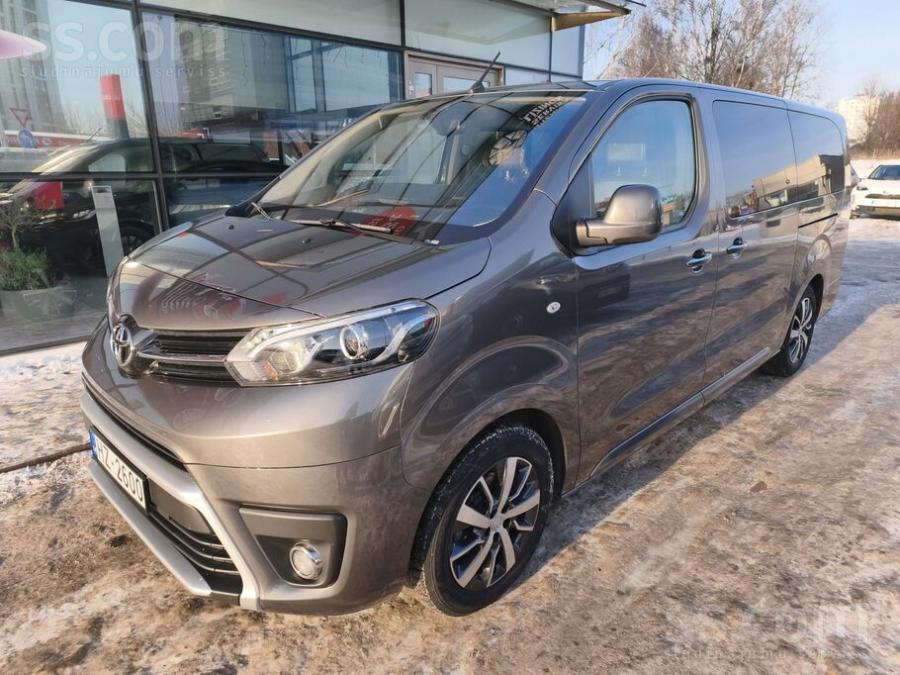 Grey Toyota Proace 2023 in Riga, with an engine capacity of 2.00 L and mileage of 57 thousand km for 37900 €, photo 5 on AUTOMOTO.COM.LV
