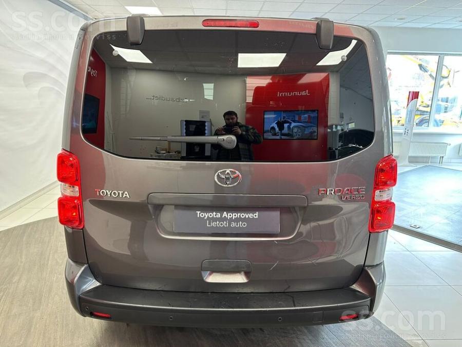Pelēks Toyota Proace 2023 Jēkabpils, ar dzinēja tilpumu 2.00 L un nobraukumu 79 tūkst. km par 33900 €, foto 5 vietnē AUTOMOTO.COM.LV