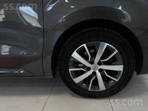 Pelēks Toyota Proace 2023 Jēkabpils, ar dzinēja tilpumu 2.00 L un nobraukumu 79 tūkst. km par 33900 €, foto 17 vietnē AUTOMOTO.COM.LV