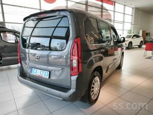 Pelēks Toyota Proace 2023 Rīga, ar dzinēja tilpumu 2.00 L un nobraukumu 48 tūkst. km par 23900 €, foto 5 vietnē AUTOMOTO.COM.LV