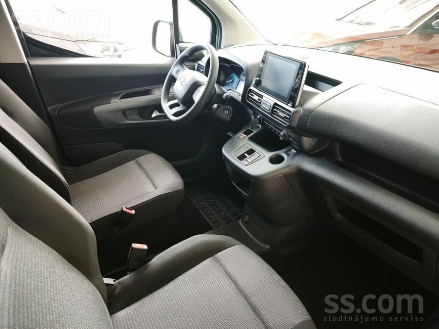 Pelēks Toyota Proace 2023 Rīga, ar dzinēja tilpumu 2.00 L un nobraukumu 48 tūkst. km par 23900 €, foto 17 vietnē AUTOMOTO.COM.LV