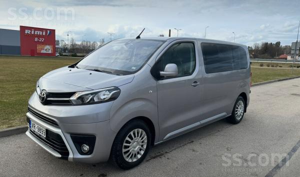 Grey Toyota Proace 2023 in Ogre, with an engine capacity of 2.00 L and mileage of 44 thousand km for 28500 €, photo 3 on AUTOMOTO.COM.LV
